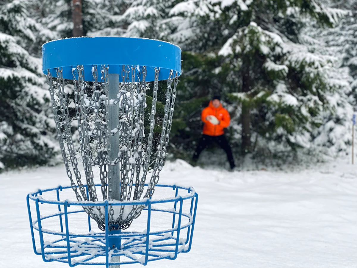 HOW TO MAKE DISC GOLF MORE ENJOYABLE DURING THE WINTER: TIPS FOR WINTE ...